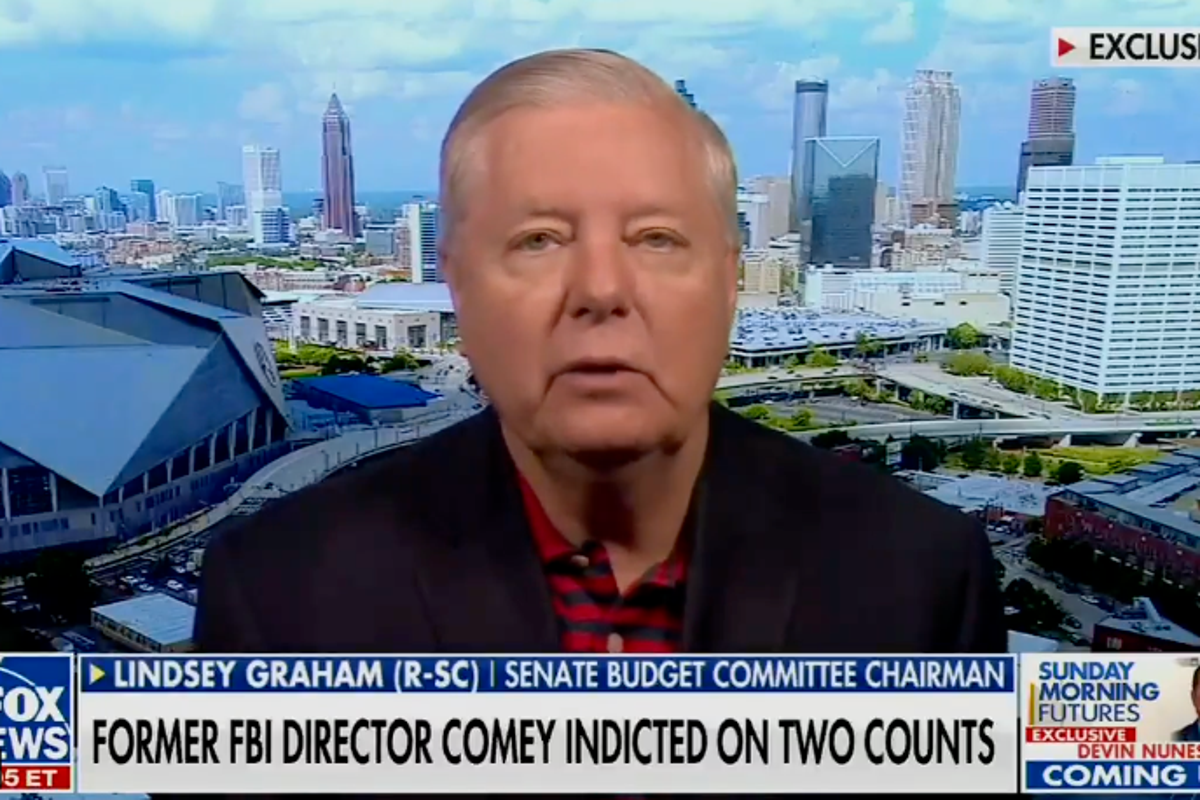 Lindsey Graham dredges up the most explicitly lurid claim ever made ...