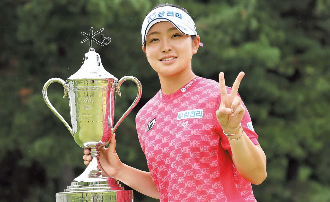 Twenty-Year-Old Yoo Hyun-jo's Putting Mastery Transforms KLPGA Tour
