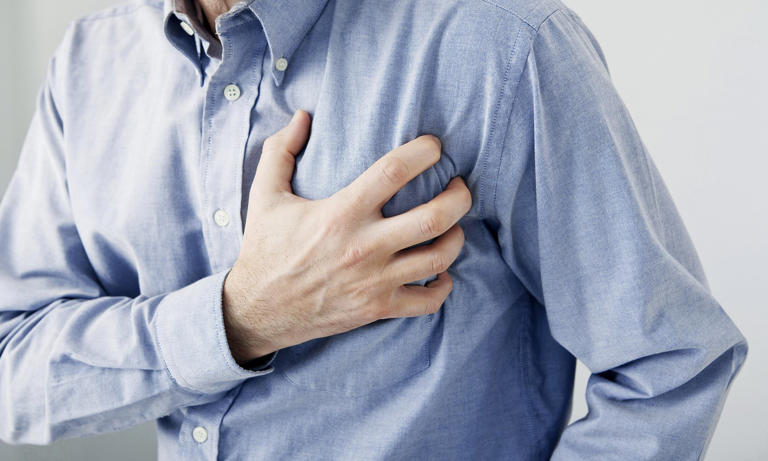 3pm Warning signs that occur before almost every heart attack, stroke ...