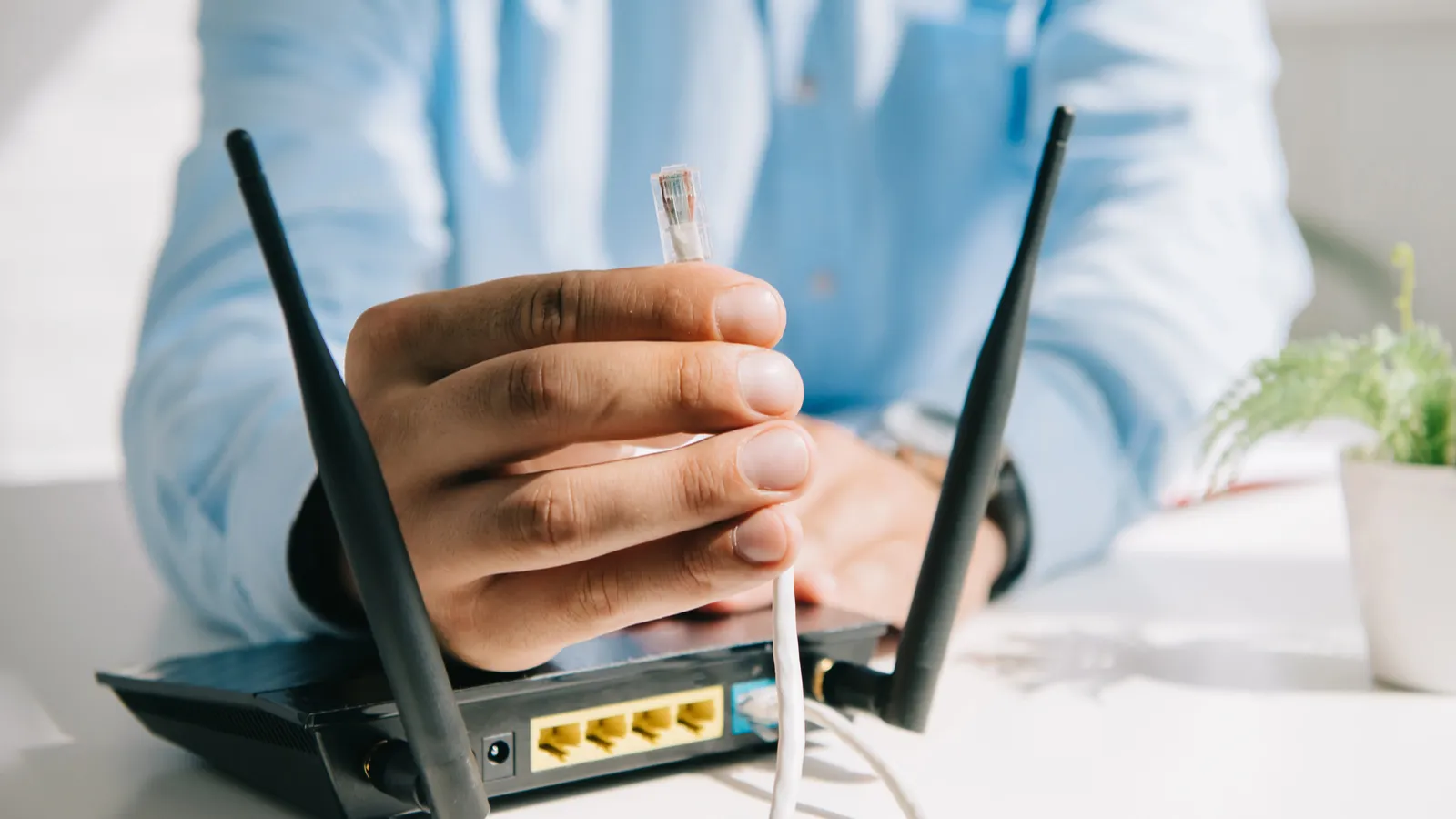 Change your IP fast with or without VPN