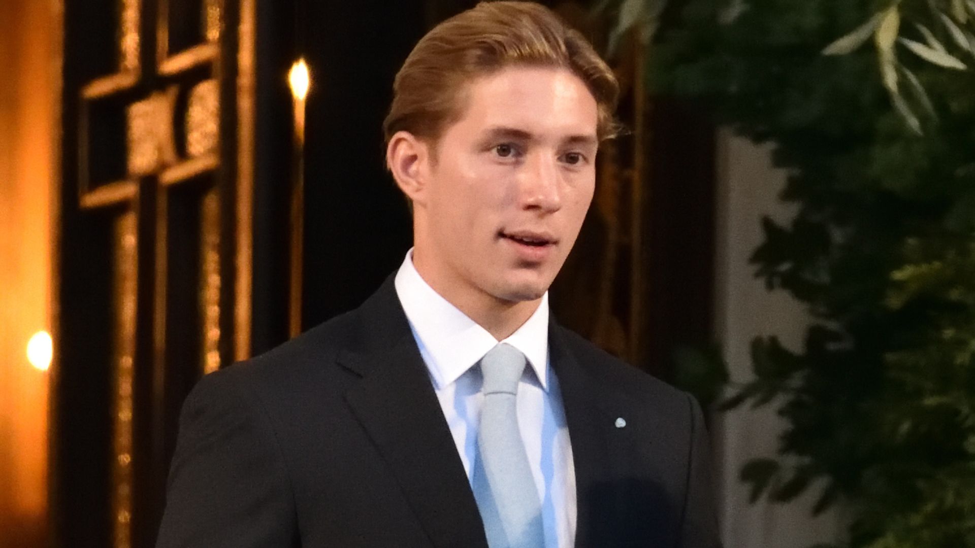 Outer Banks' star pictured kissing Greece's Prince Constantine Alexios ...