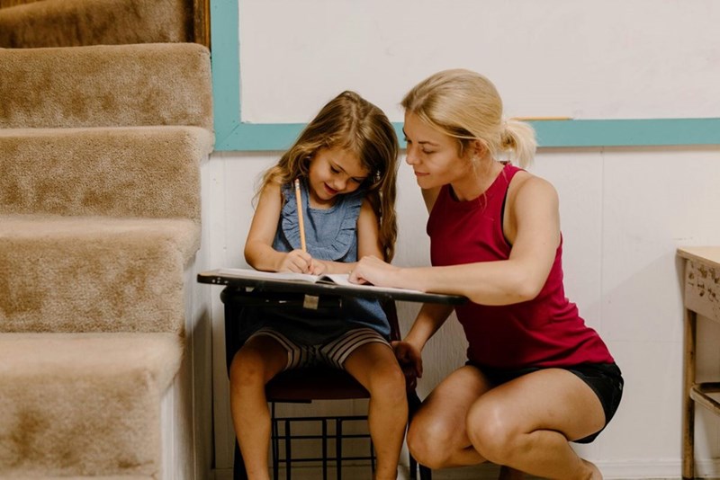 Homeschool mom inquires about homeschool groups that go from 7:30-4 ...