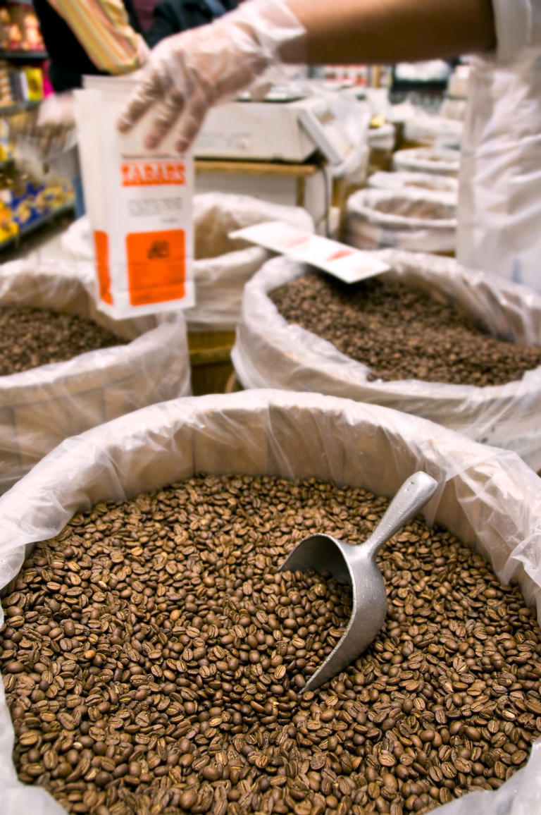 National Coffee Day 2025 deals and freebies: Dunkin’, Starbucks, Krispy ...