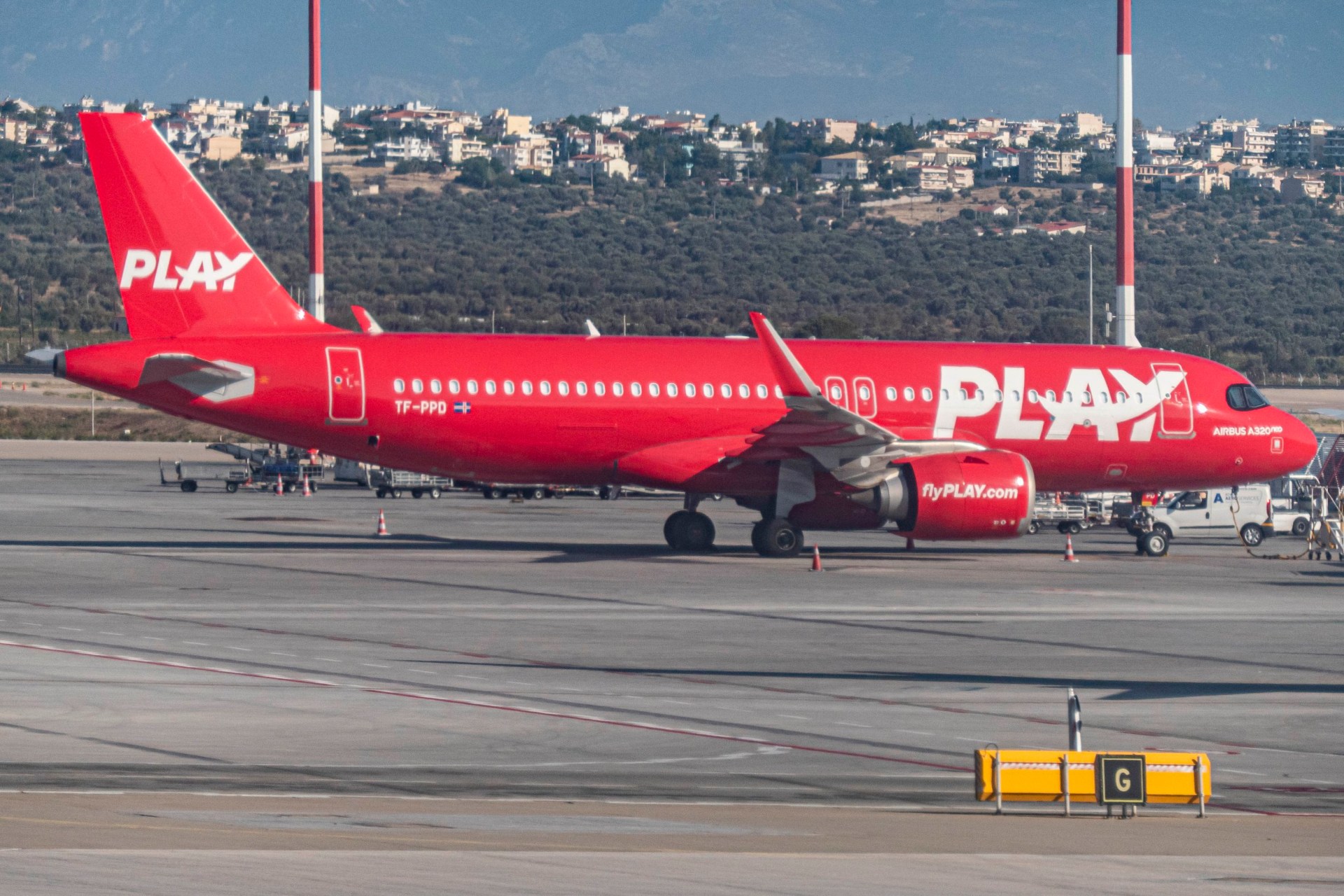 Budget airline Fly Play grounds flights, ceases trade