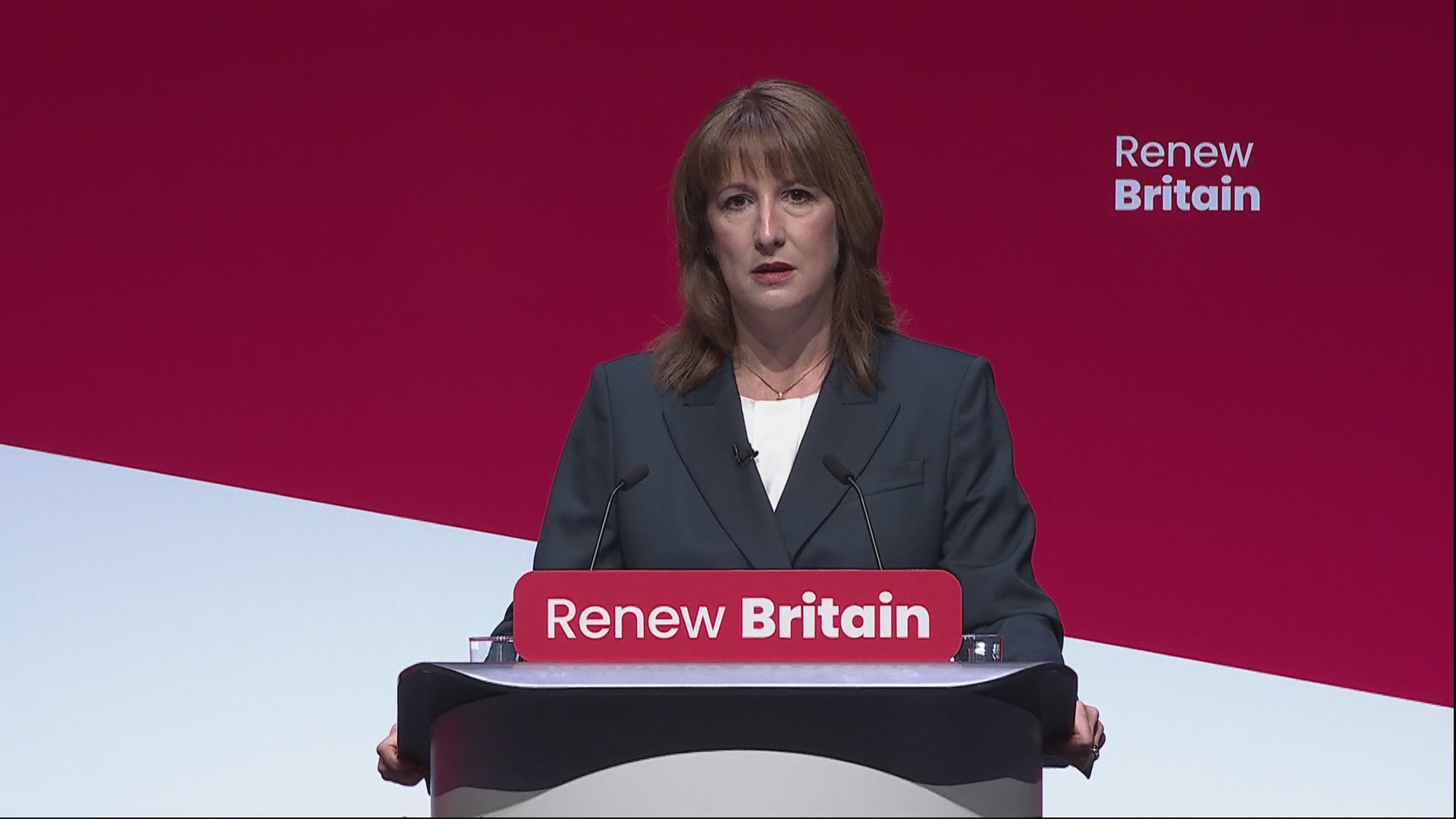 Reeves slams Reform as 'greatest threat' to UK livelihoods