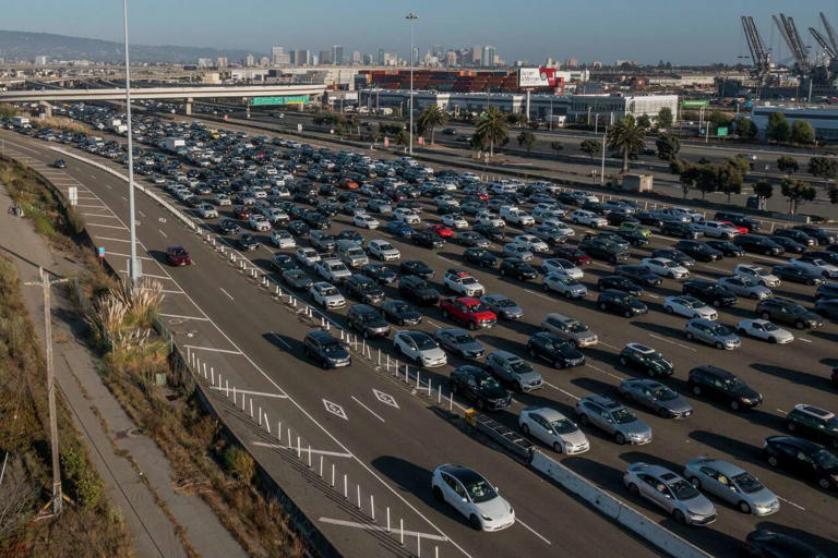 California's EV carpool era is coming to an end. Will it unleash ...