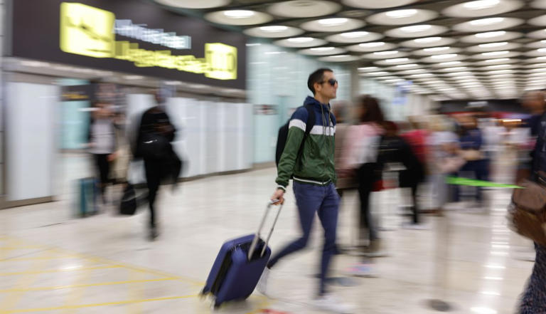 Καλοκαιρινές διακοπές υπό πίεση: Τα καύσιμα στο επίκεντρο
