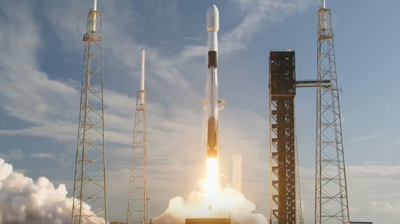 Carrying Supplies For ISS Astronauts, NASA's Cygnus XL Spacecraft ...
