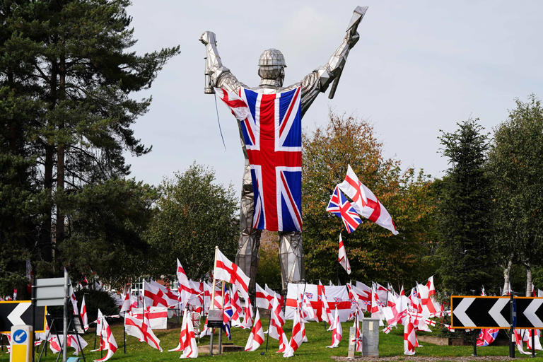 Police investigating threats over council’s flag removal plans