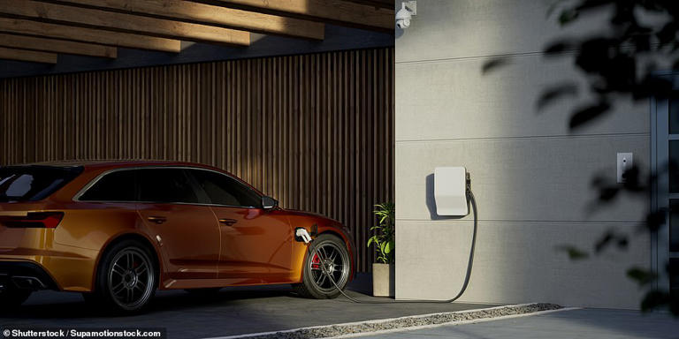 Report: Electric car 'myths' delaying the EV revolution