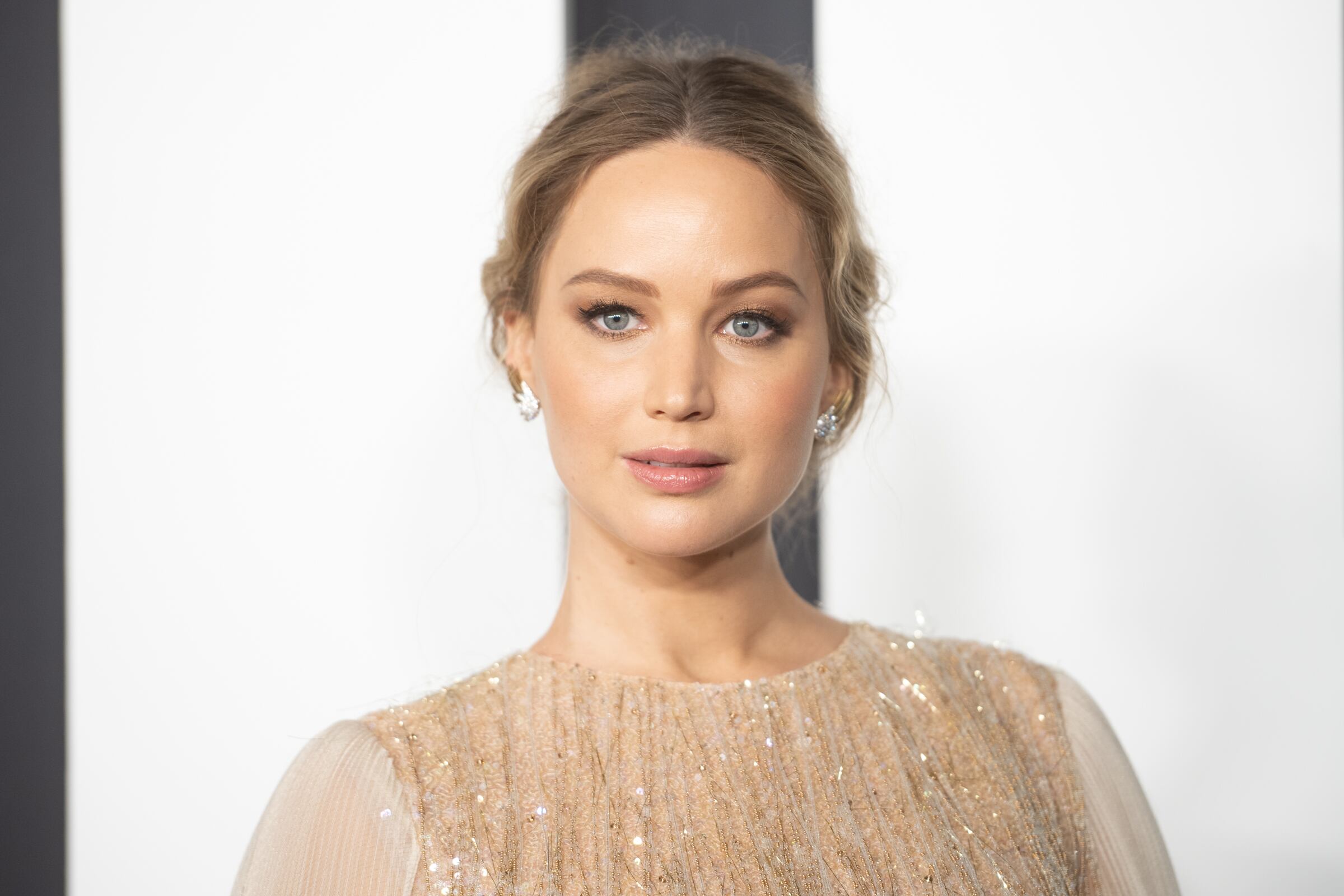 Jennifer Lawrence critica a EEUU e Israel antes de recibir el premio ...