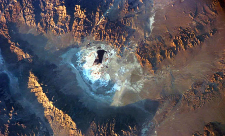 In 1978, Chinese Engineers Visited Two Major US Firms. Their Return ...