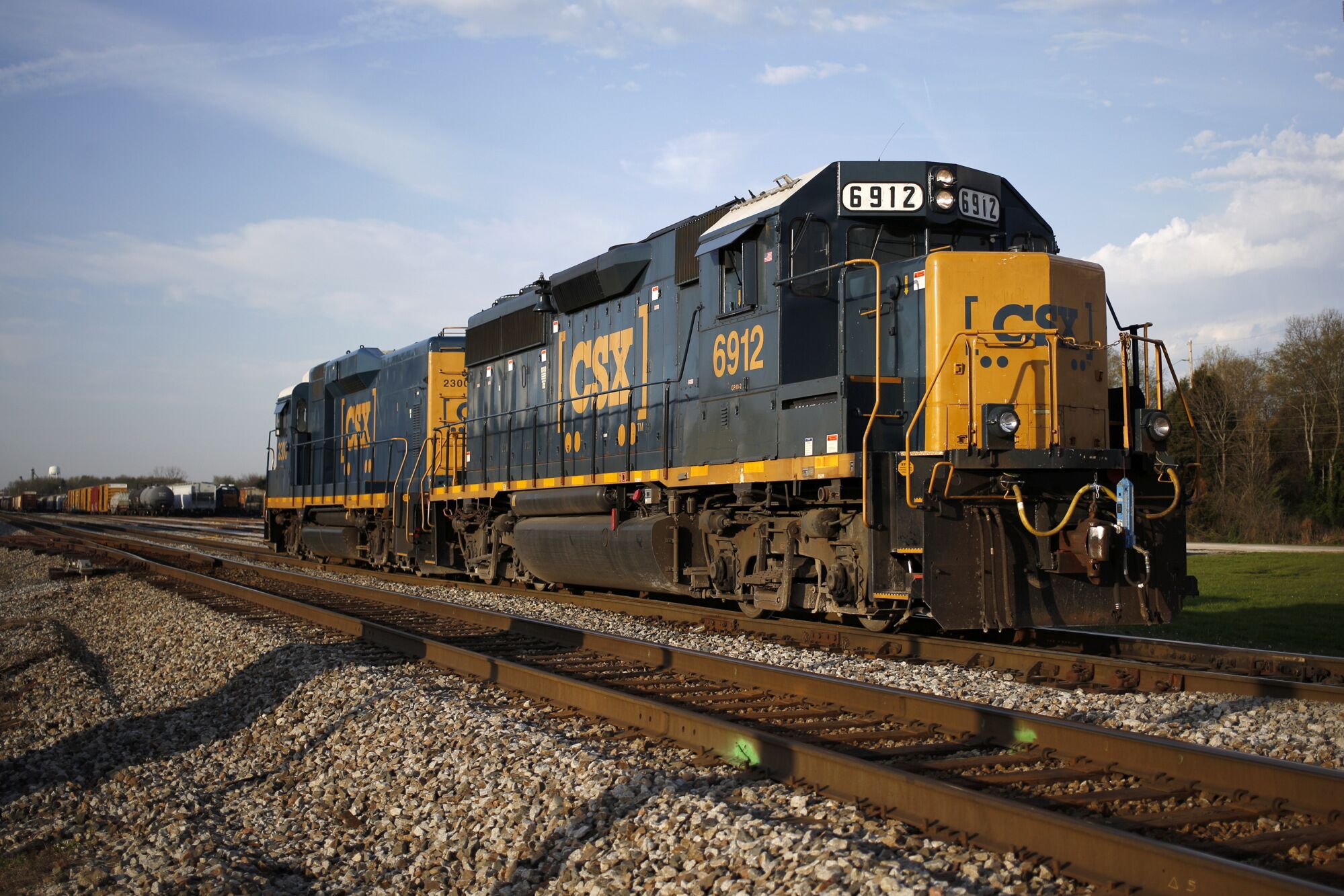 CSX CEO Abruptly Departs as Railroad Faces Activist Pressure