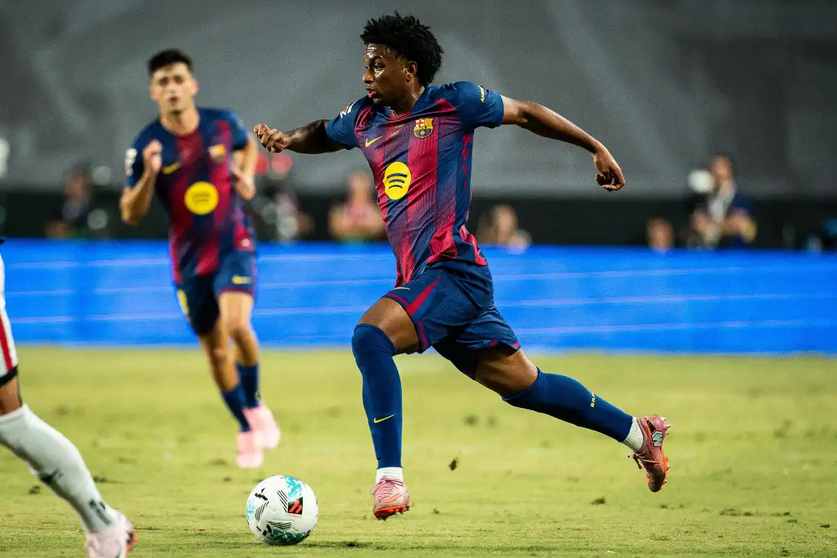 Manchester United offre 40M€ pour un défenseur du Barça