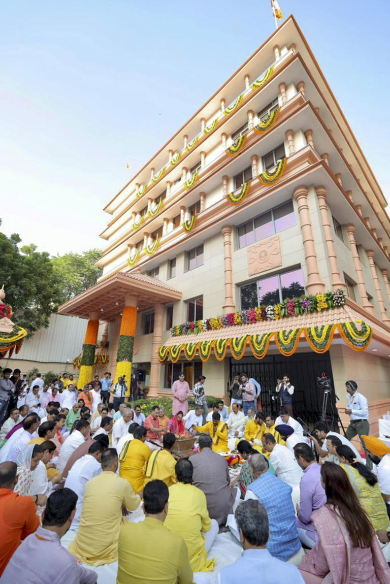 Delhi BJP gets permanent address after 45 years; PM unveils 5-storey building at DDU Marg