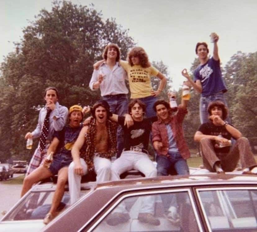 What 1970s High School Looked Like if You Weren't Cool