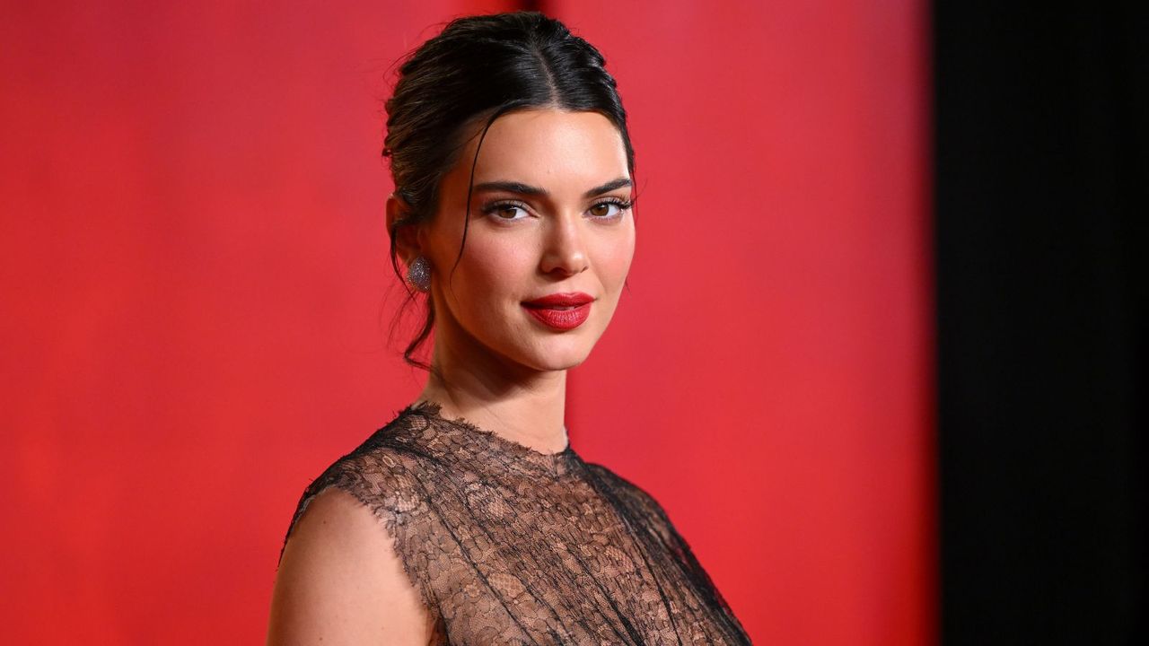 Kendall Jenner’s porch is the only outdoor space stunning enough to ...