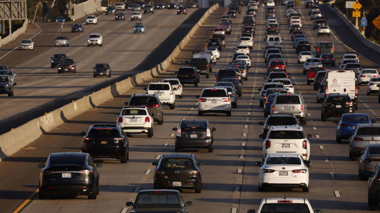 San Diego EV drivers: Your solo HOV lane perk ends soon