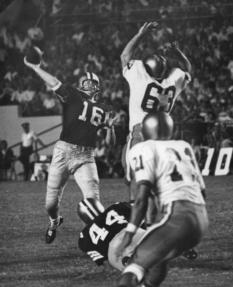 What's the UM vs. FSU rivalry really like? See how it's looked through ...