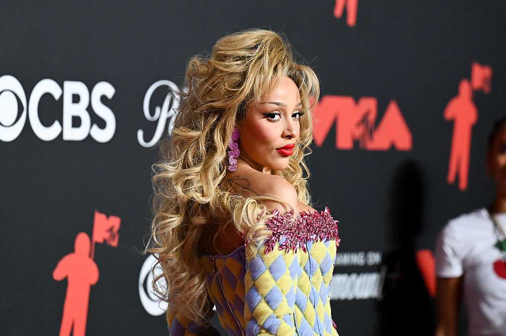 Award-winning rapper, singer announces 2026 tour stop in Kansas City