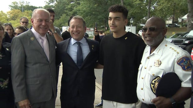 "Edan Alexander Way" unveiled in Tenafly, N.J., honoring IDF soldier ...