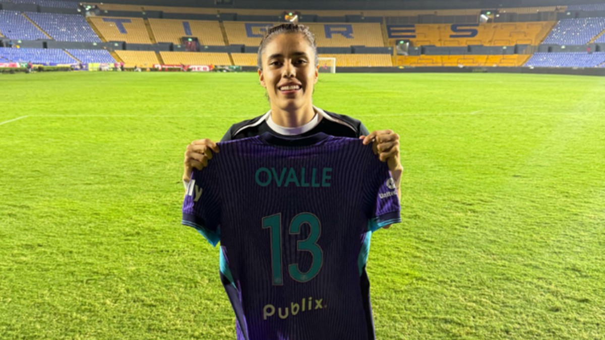 ¡Un gran sueldo! Descubre cuánto le pagan a Lizbeth Ovalle, ex jugadora ...