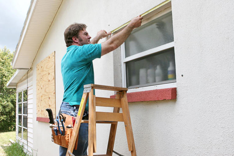 How to Board Up Your Home’s Windows Before a Hurricane