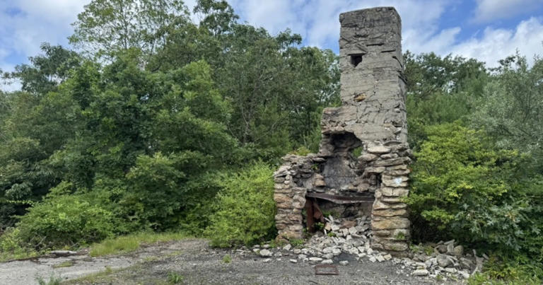 5 Rhode Island Historical Hikes That Rival the Cliff Walk