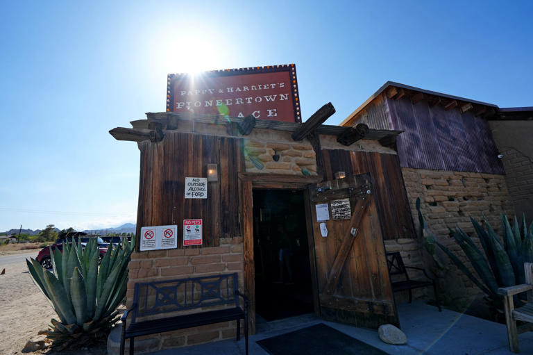 5 live shows to see in the Coachella Valley this week