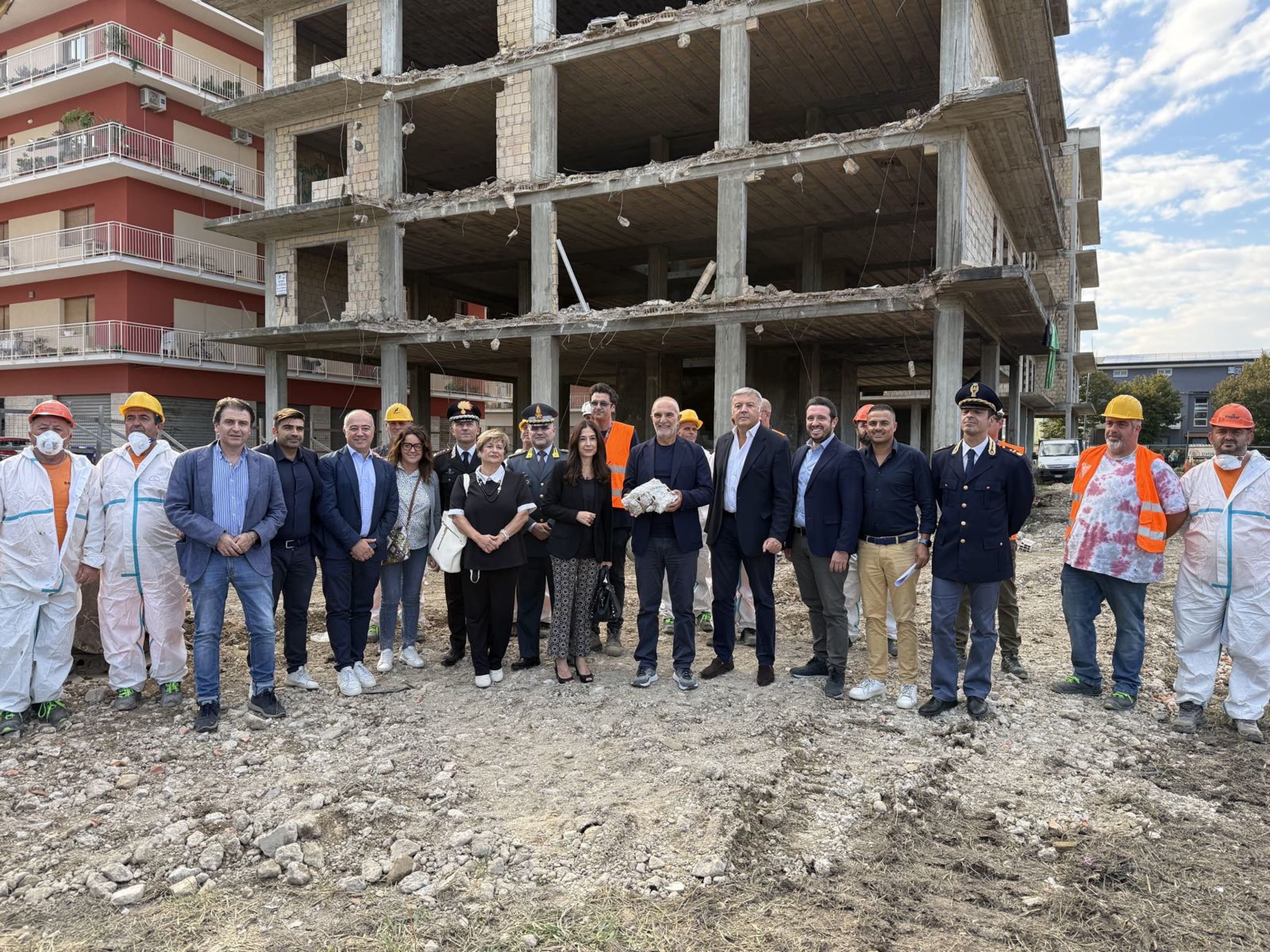 Al via a Pescara l'abbattimento dei Palazzi Clerico