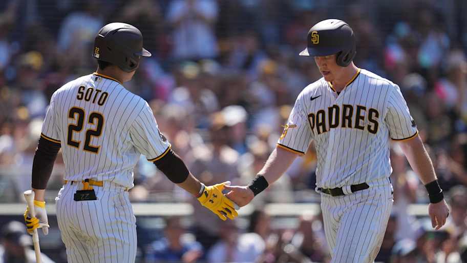 Former Padres Veteran, All-Star Announces Immediate Retirement From MLB
