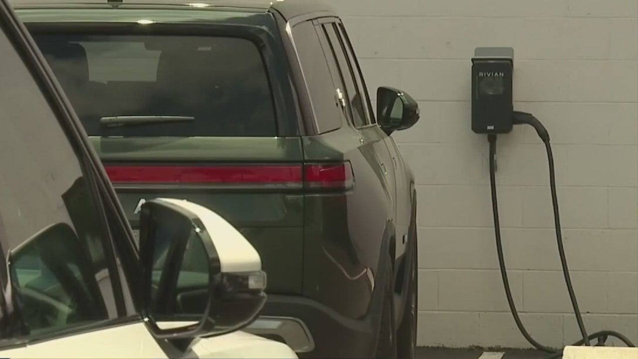 Federal electric vehicle incentives end this week, sales expected to slump this fall