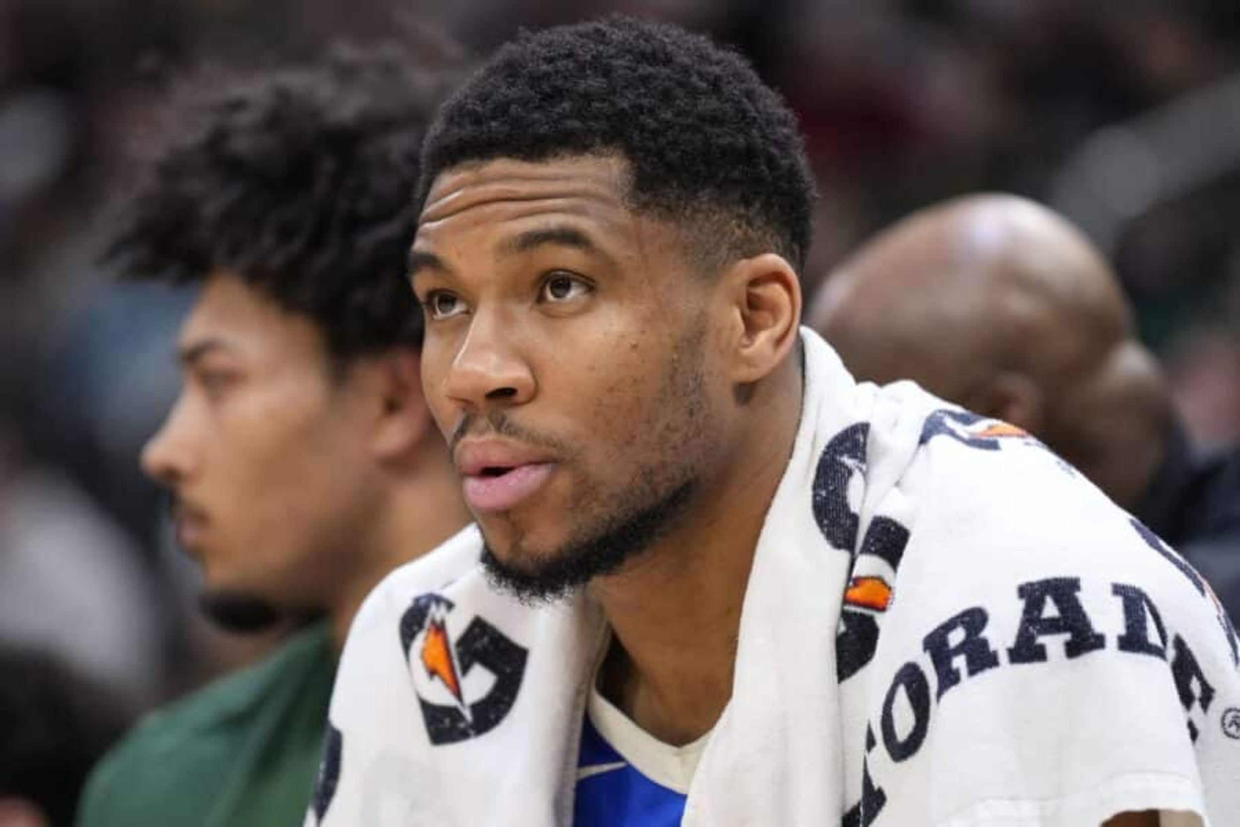 Breaking news: Giannis Antetokounmpo and agent Alex Saratsis ...