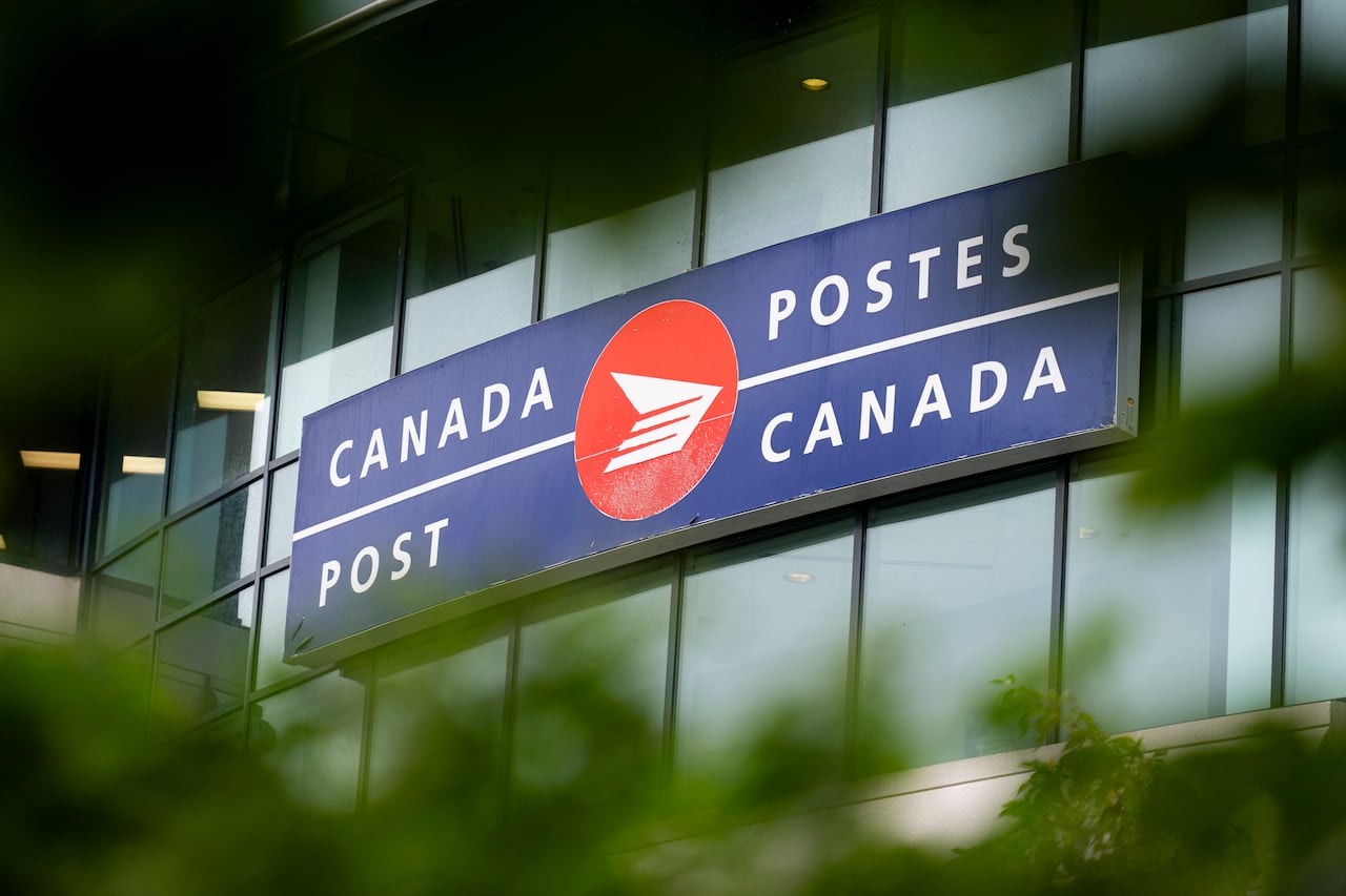 Just how much financial trouble is Canada Post in? | About That