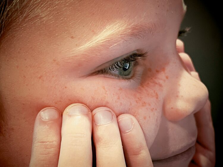15 Things Parents Do in the Name of "Love" That Damage Kids for Life