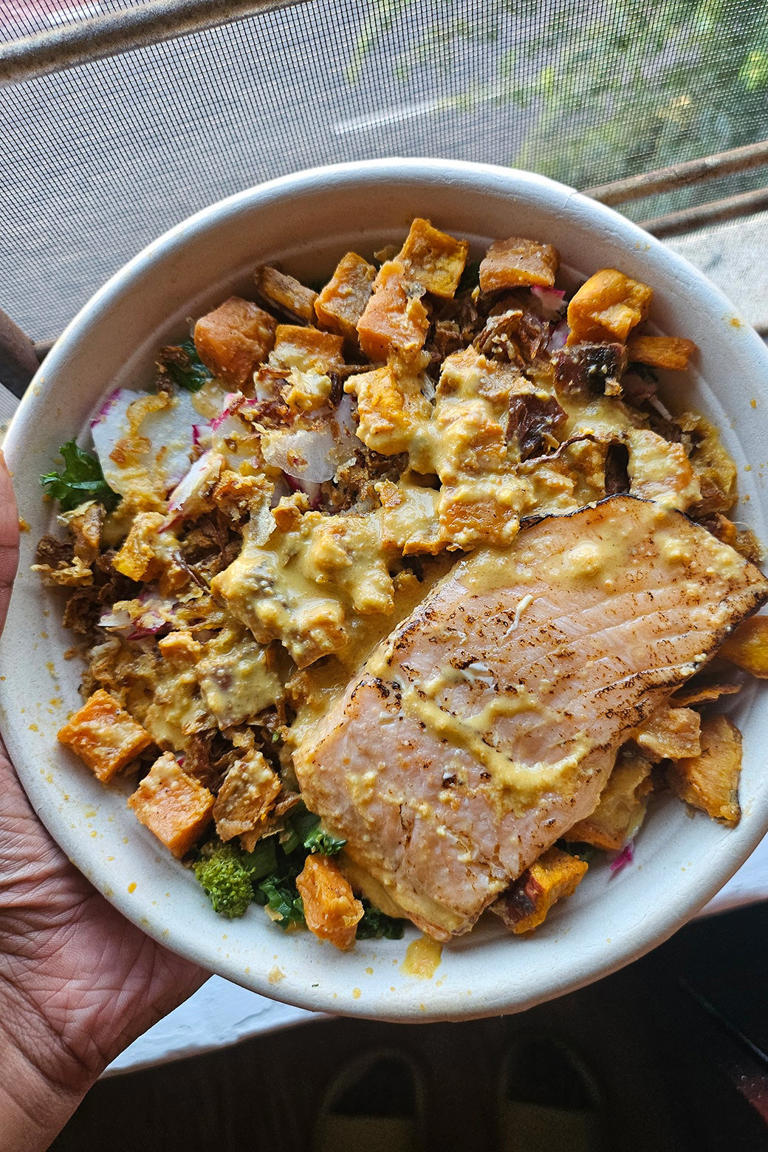 One Style of Food Has Taken Over American Lunches. Here’s How to Sort ...