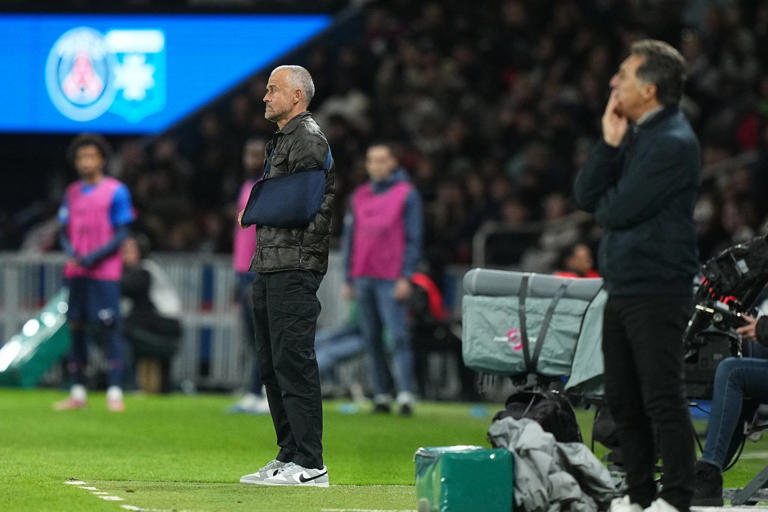 UAlbany football coach to micromanage struggling offense