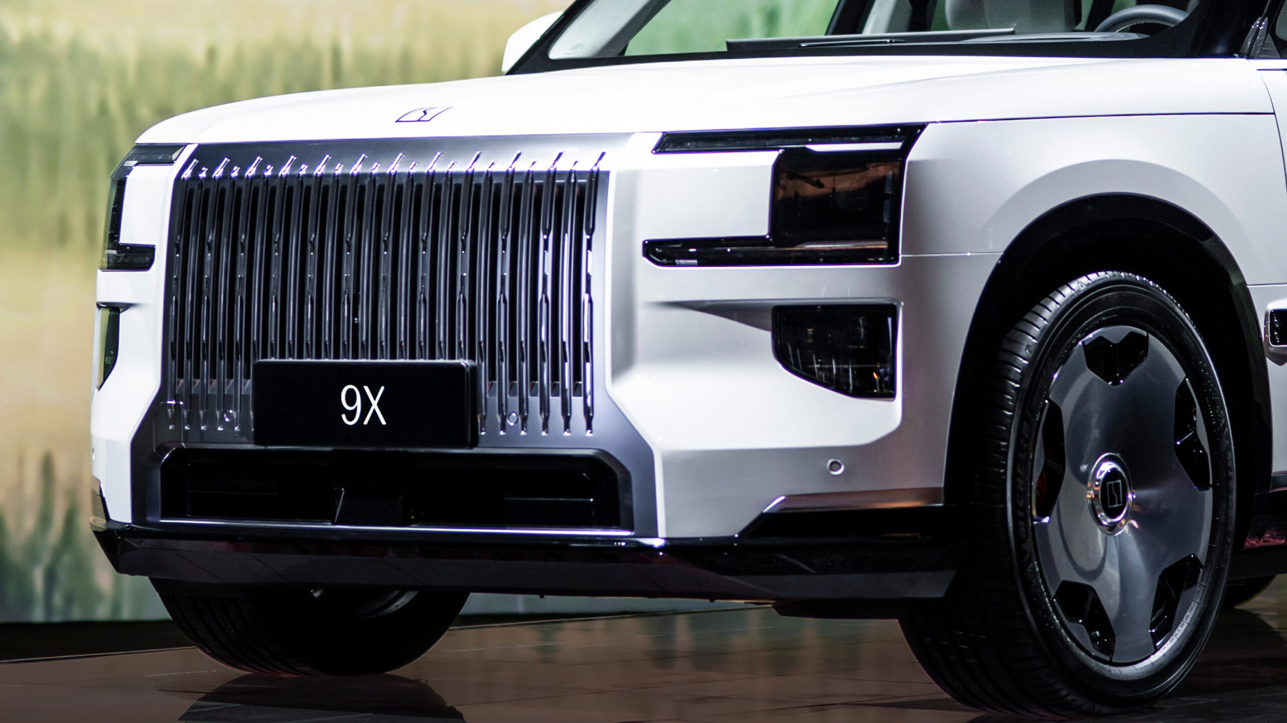 Zeekr’s Flagship 9X Costs Lincoln Money But Crushes Hypercar Power