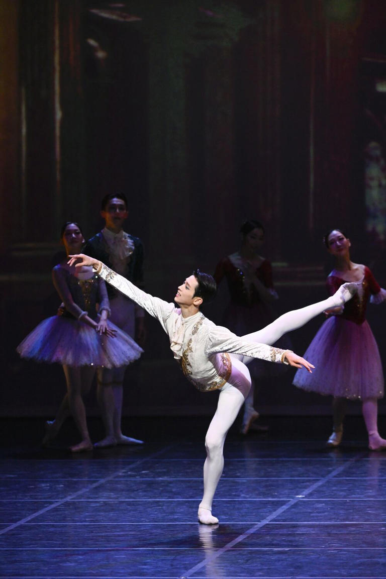 Korean Ballet Prodigies Light Up National Theater Stage