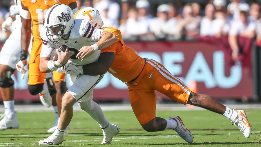 Vols LB Arion Carter wins SEC Defensive Player of the Week for 17 ...
