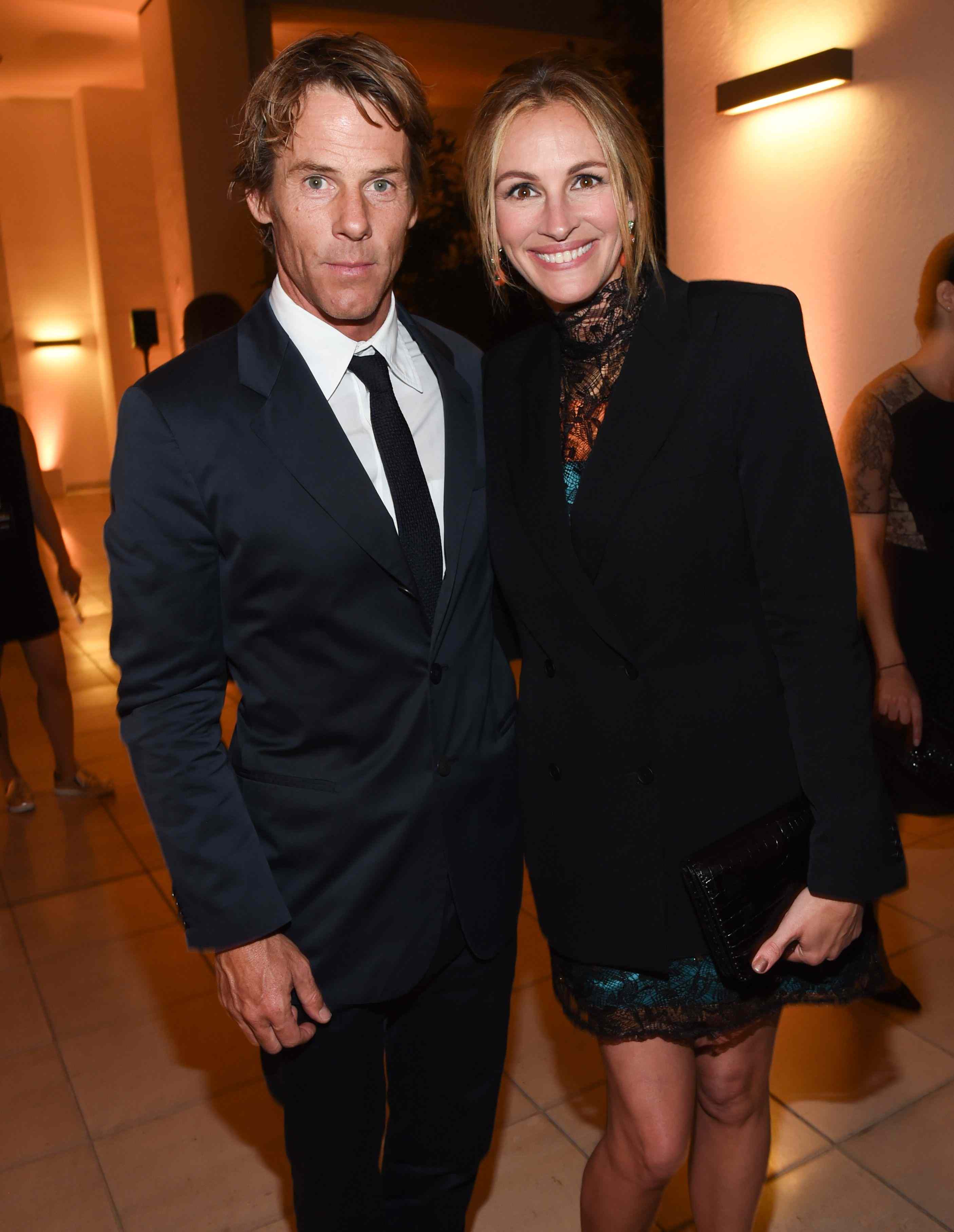 Julia Roberts Shares Rare Insight into Her 23-Year Marriage With Danny ...