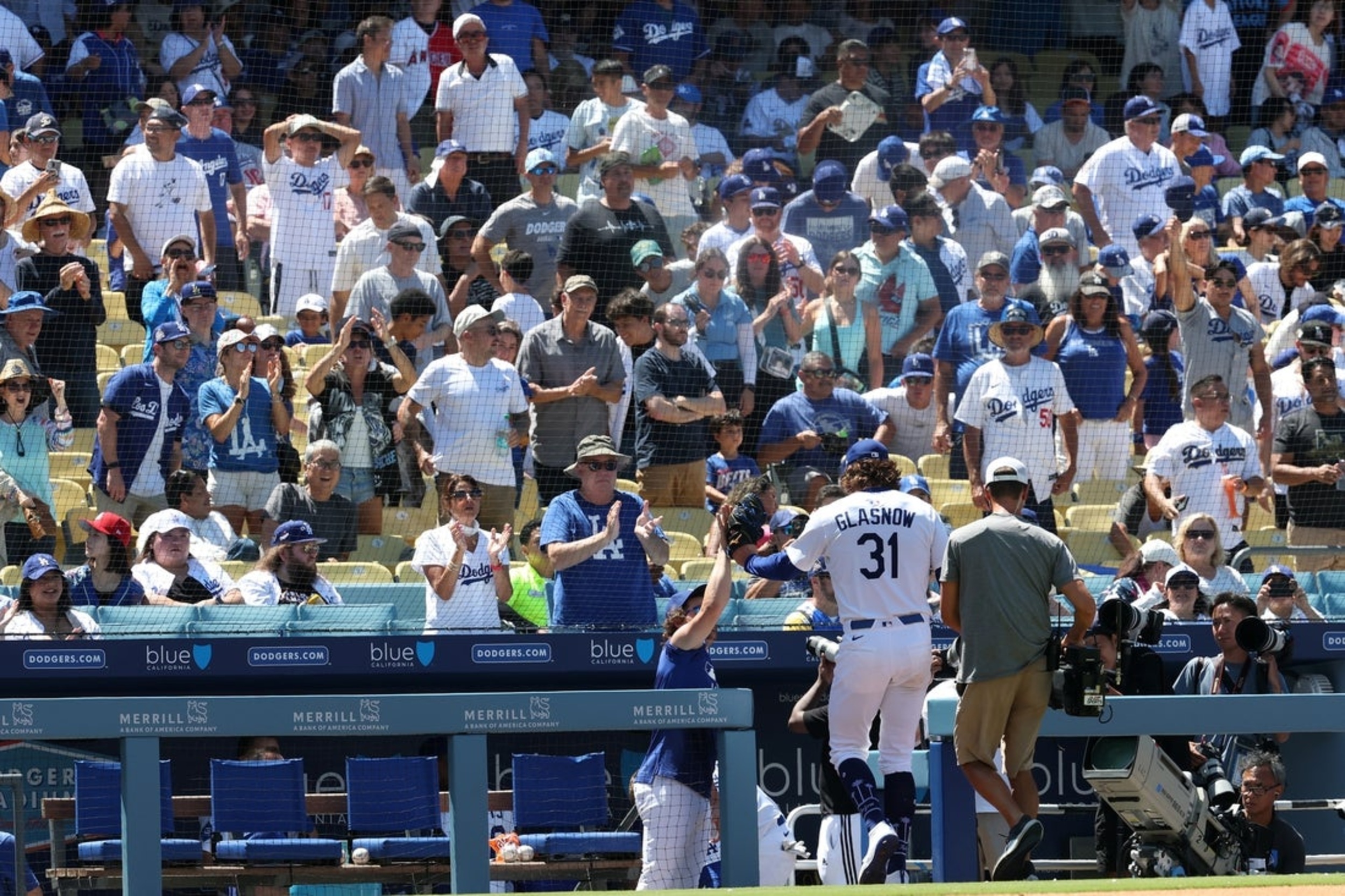 MLB attendance tops 71M as TV ratings also rise