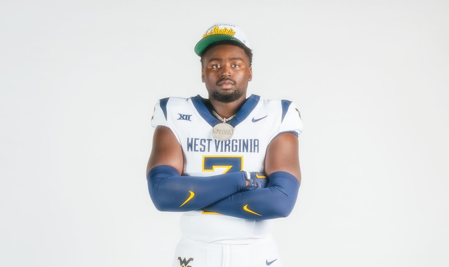 2026 EDGE Kamdon Gillespie commits to West Virginia