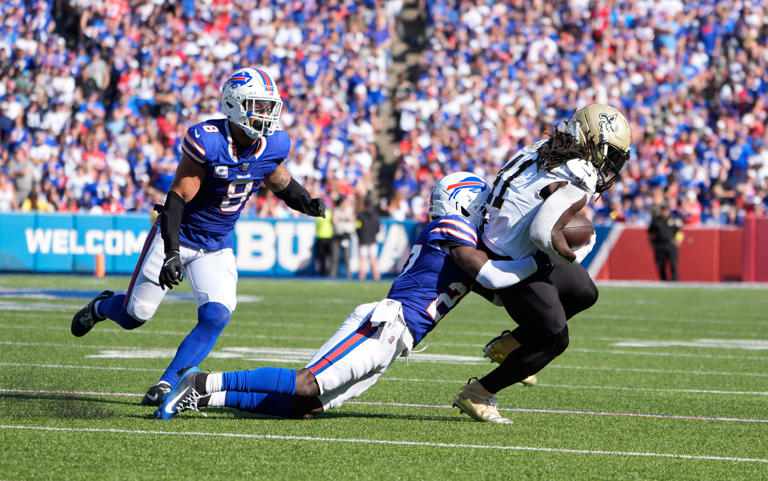 Bills vs. Patriots injury update: Two starters practice for first time ...