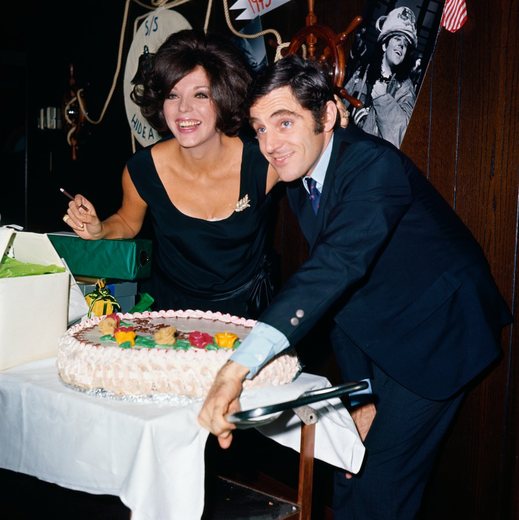 Joan Collins, 92, walks son Alexander Newley down the aisle at his ...