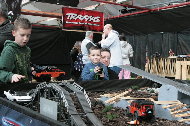 Hundreds attend second Hobby Exhibition weekend at Coatbridge's ...