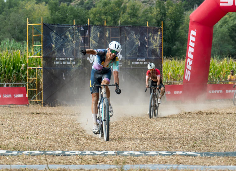 Gravel Earth Series: Rosa Klöser wins season finale and Magnus Bak Klaris uses runner-up spot at ...