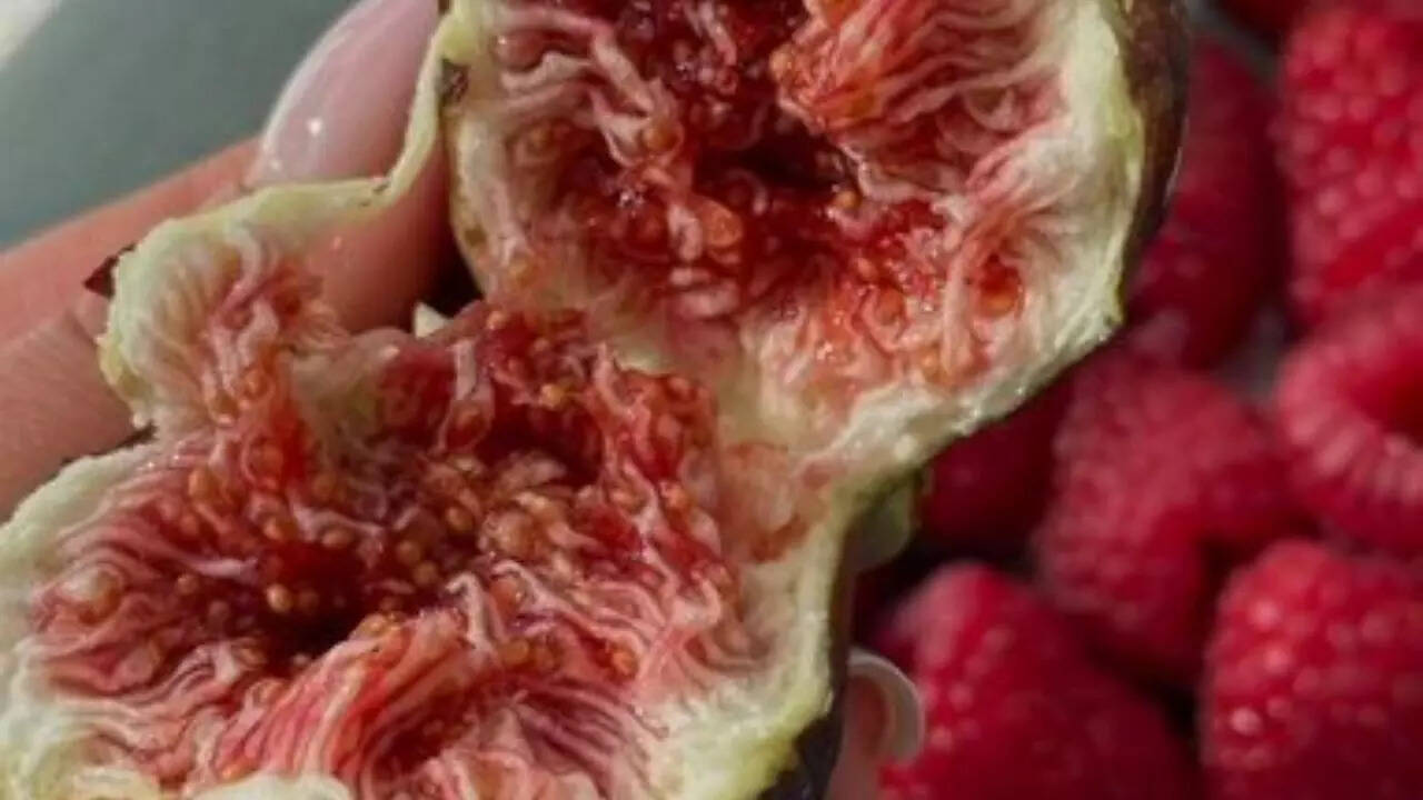 Do figs really have wasps in them? Here's what experts say