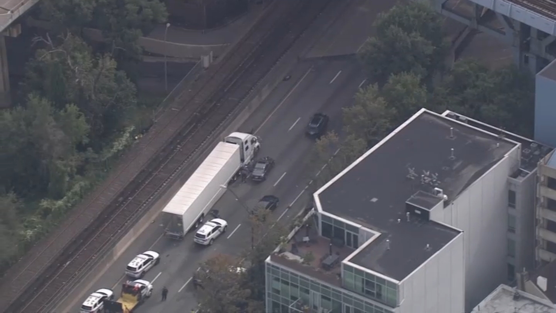 Car, truck involved in crash on I-95 near Penn's Landing in Philadelphia