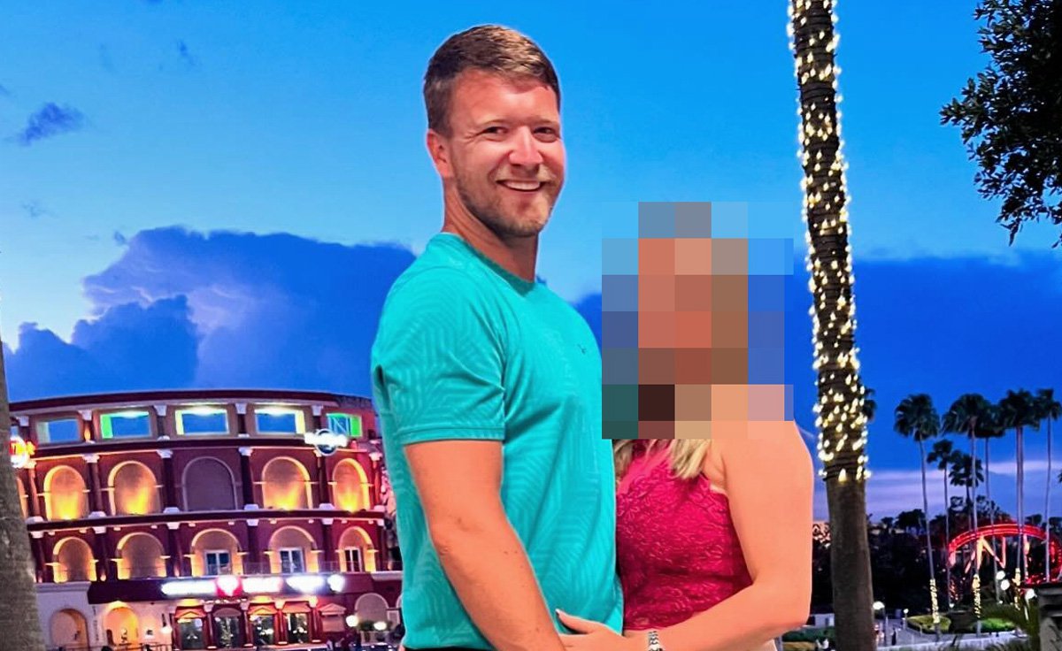 Police officer caught skiving with 'key jamming' trick